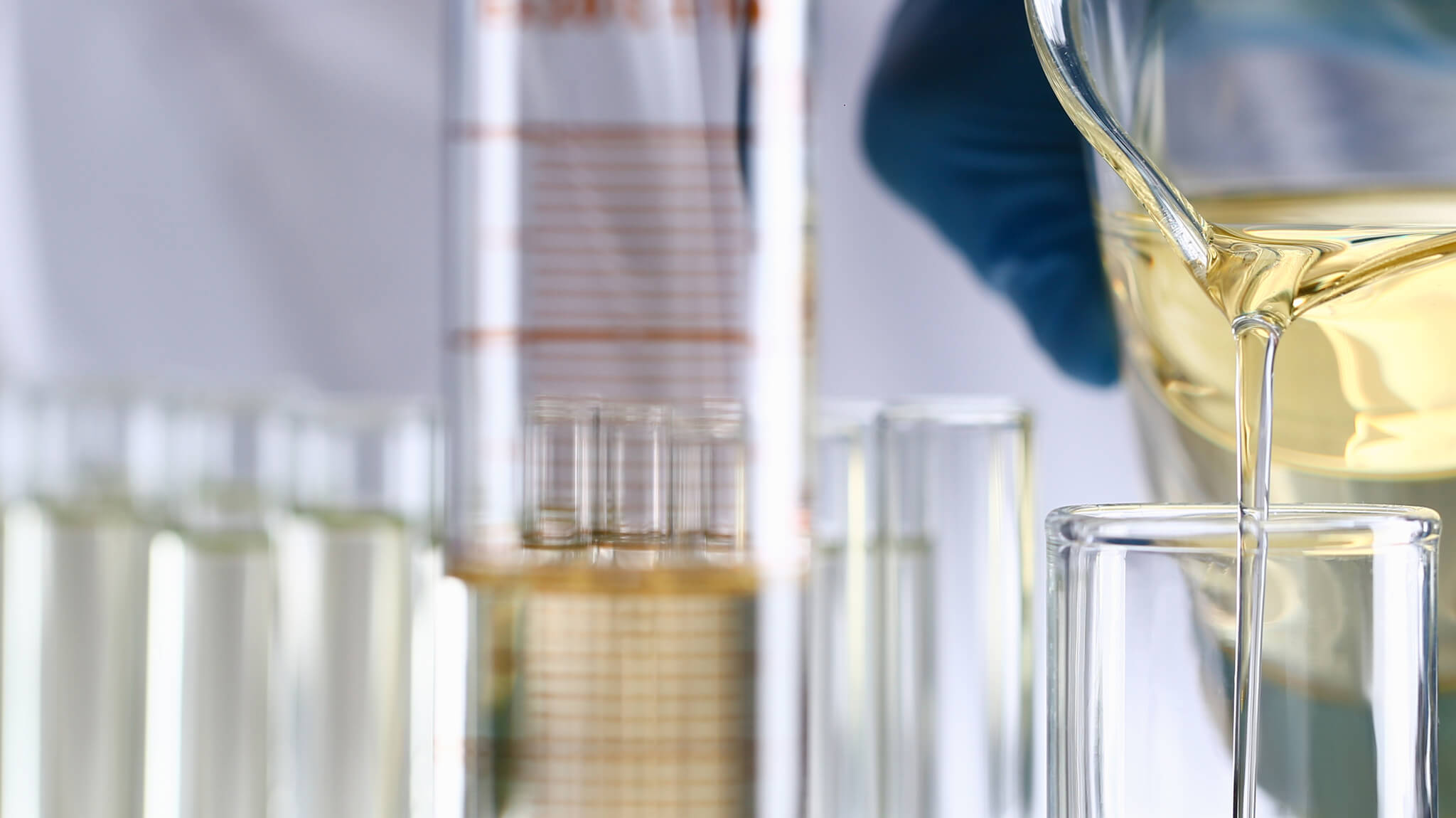 Organic and Hydrogen Chloride Detection